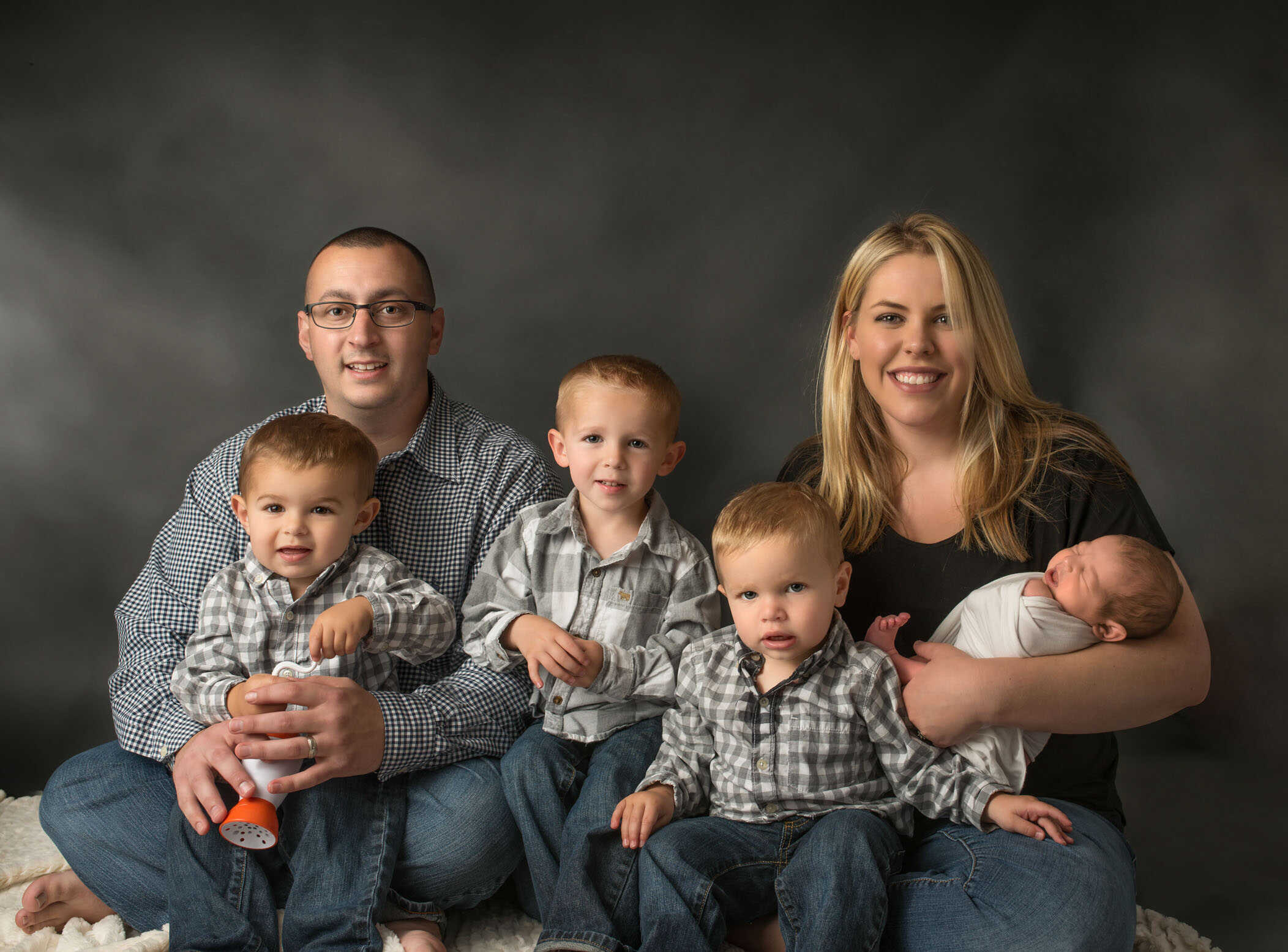 Aubrey ~ Newborn Photos with a Big Family | Wethersfield, CT | One Big ...